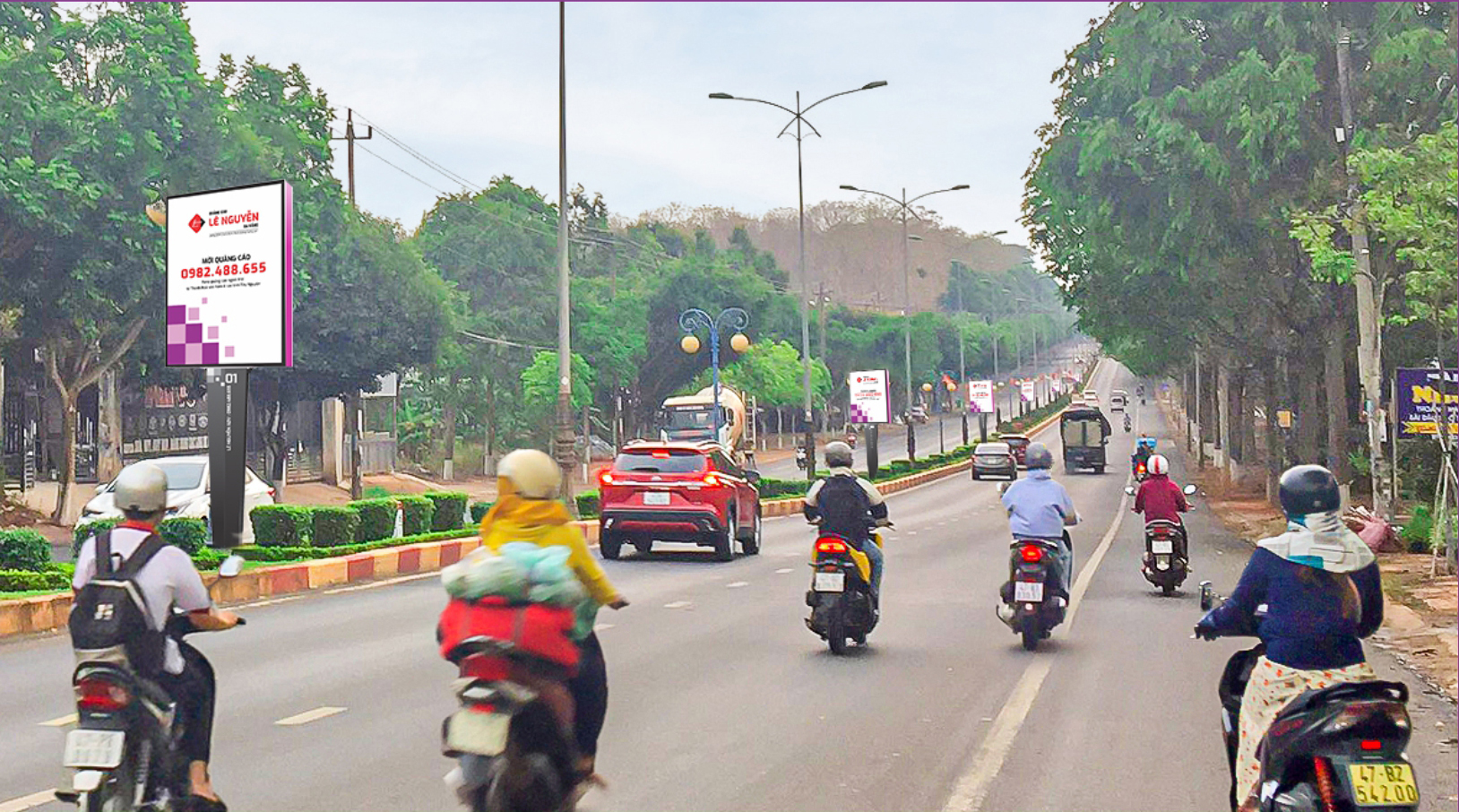 Quảng cáo Lê Nguyễn - Trụ Hộp Đèn - Dải phân cách đường Nguyễn Lương ...